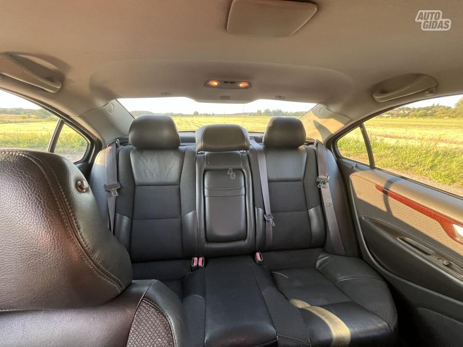 Volvo S60 2001 in Kretinga, with an engine capacity of 2.40 L and mileage of 373 thousand km for 1550 €, photo 9 on AUTOMOTO.COM.LV