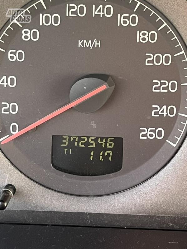Volvo S60 2001 Kretinga, ar dzinēja tilpumu 2.40 L un nobraukumu 373 tūkst. km par 1550 €, foto 10 vietnē AUTOMOTO.COM.LV