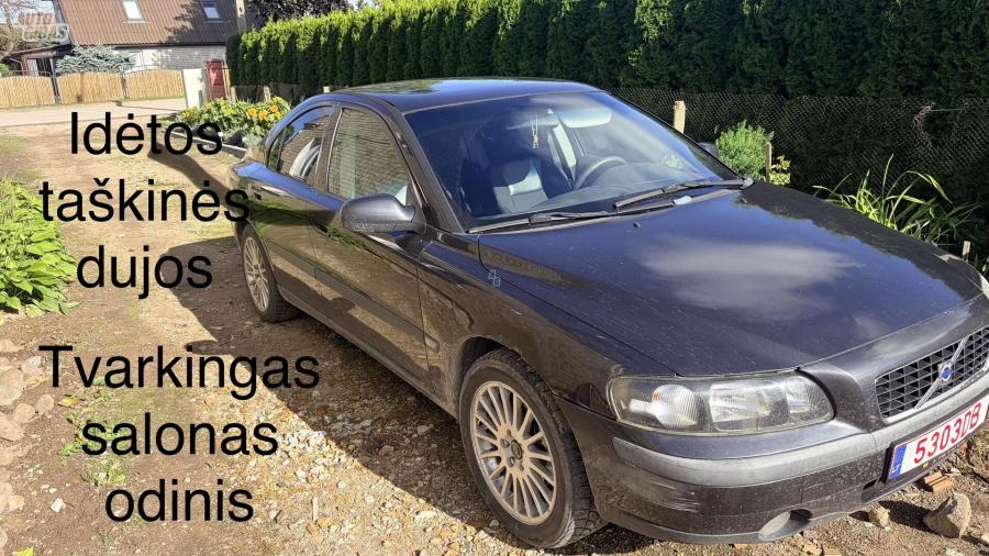 Volvo S60 2001 in Siauliai, with an engine capacity of 2.40 L and mileage of 256 thousand km for 1200 €, photo 5 on AUTOMOTO.COM.LV