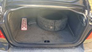 Volvo S60 2001 in Siauliai, with an engine capacity of 2.40 L and mileage of 256 thousand km for 1200 €, photo 18 on AUTOMOTO.COM.LV