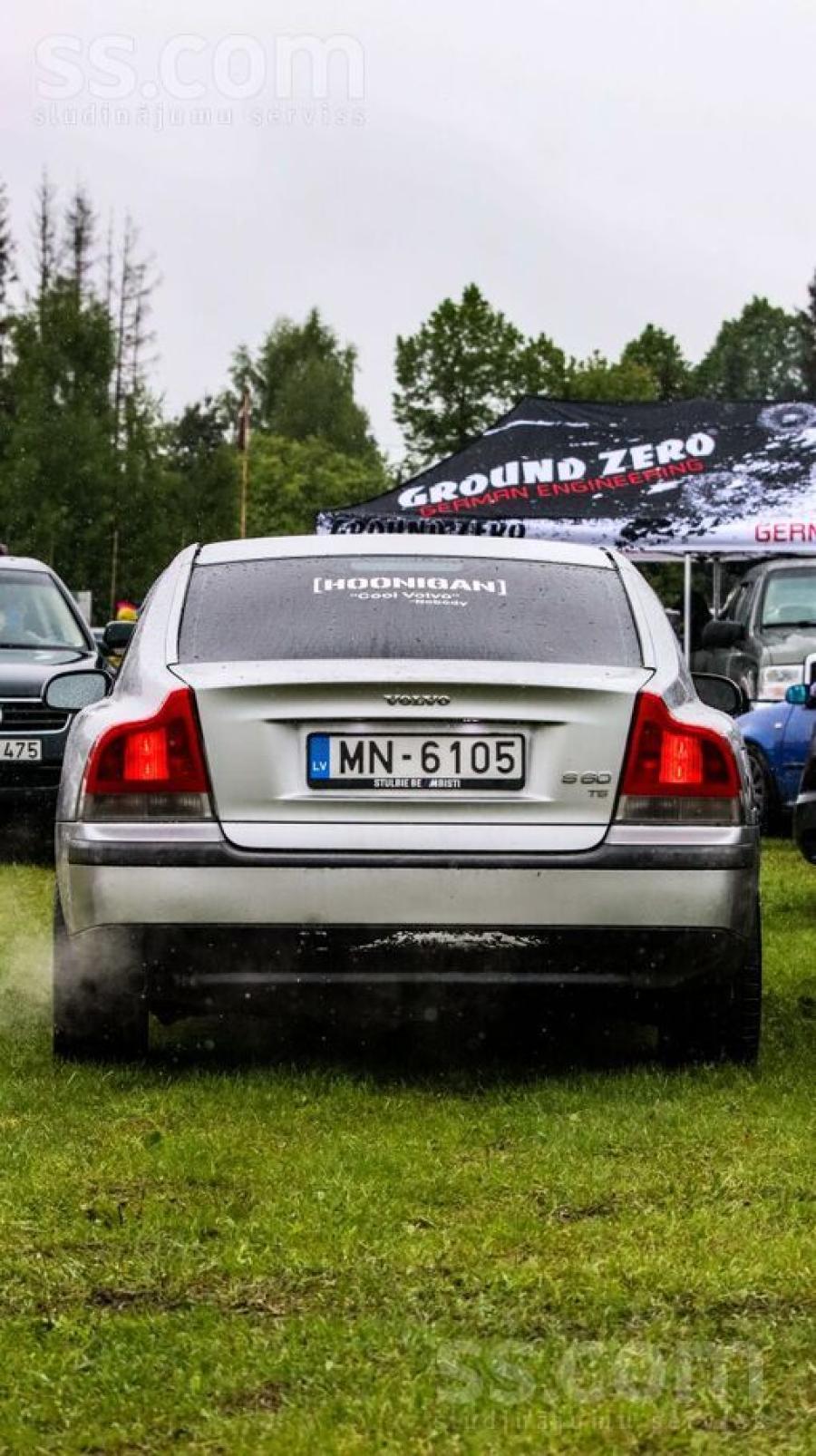 Volvo S60 2002 Rīga, ar dzinēja tilpumu 2.30 L un nobraukumu 417 tūkst. km par 19000 €, foto 3 vietnē AUTOMOTO.COM.LV