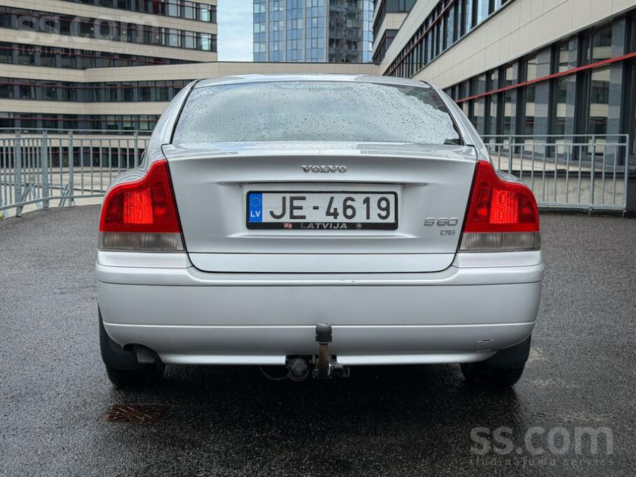 Volvo S60 2002 in Riga, with an engine capacity of 2.40 L and mileage of 305 thousand km for 1950 €, photo 12 on AUTOMOTO.COM.LV