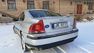 Volvo S60 2002 in Daugavpils, with an engine capacity of 2.40 L and mileage of 334 thousand km for 1450 €, photo 4 on AUTOMOTO.COM.LV