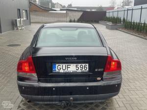 Volvo S60 2002 in Varena, with an engine capacity of 2.40 L and mileage of 325 thousand km for 650 €, photo 5 on AUTOMOTO.COM.LV