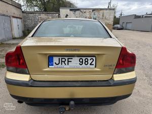 Volvo S60 2002 Kauņa, ar dzinēja tilpumu 2.40 L un nobraukumu 300 tūkst. km par 1000 €, foto 10 vietnē AUTOMOTO.COM.LV