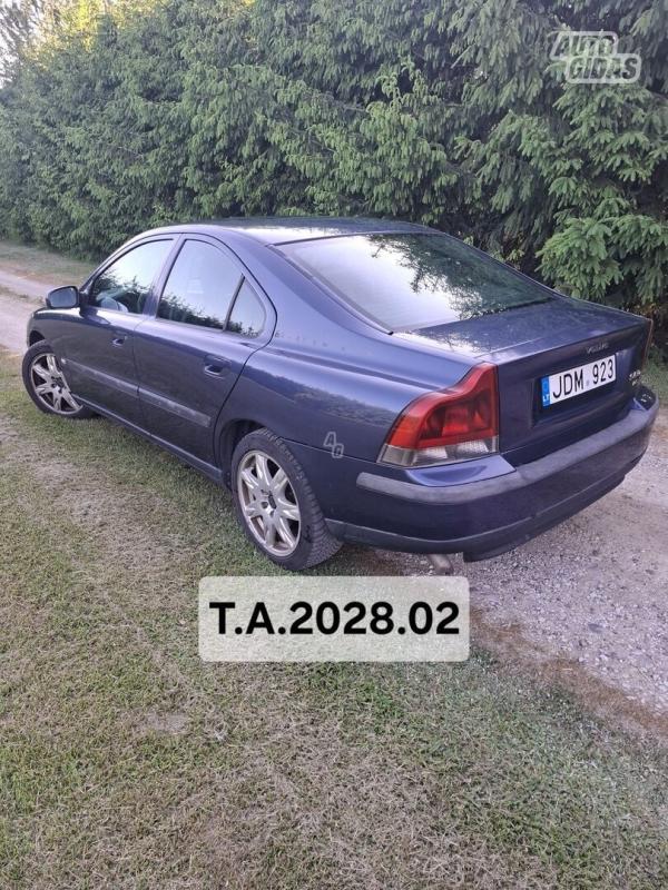 Volvo S60 2002 Elektrėnai, ar dzinēja tilpumu 2.40 L un nobraukumu 410 tūkst. km par 1150 €, foto 1 vietnē AUTOMOTO.COM.LV
