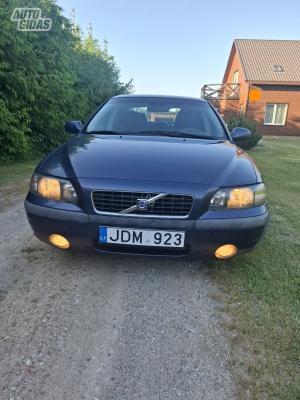 Volvo S60 2002 in Elektrenai, with an engine capacity of 2.40 L and mileage of 410 thousand km for 1150 €, photo 5 on AUTOMOTO.COM.LV