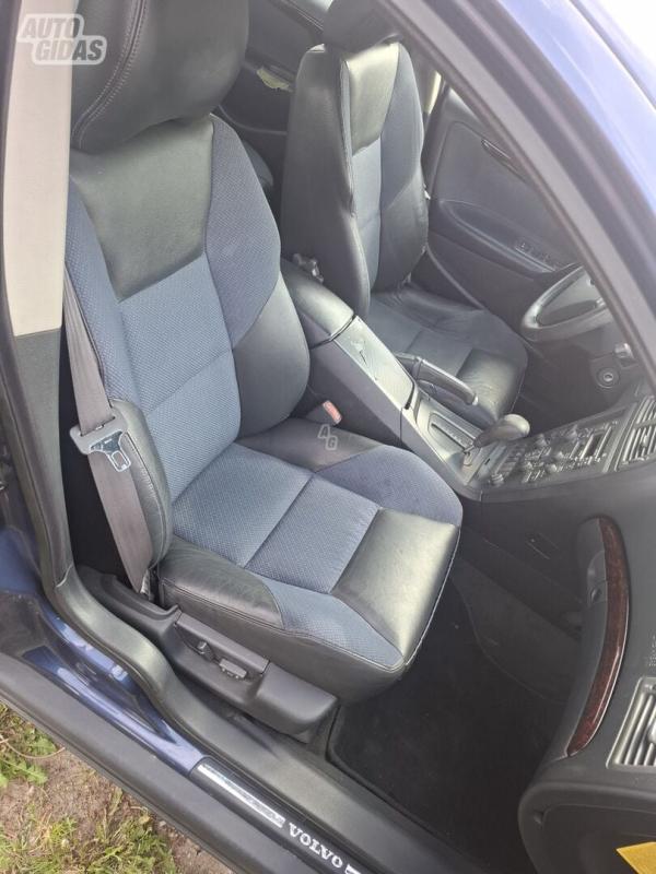 Volvo S60 2002 Elektrėnai, ar dzinēja tilpumu 2.40 L un nobraukumu 410 tūkst. km par 1150 €, foto 10 vietnē AUTOMOTO.COM.LV