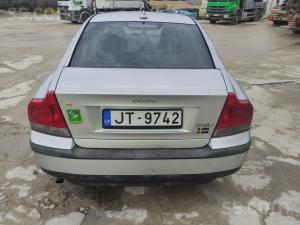 Вольво С60 2002 в Рига, объемом двигателя 2.40 л и пробегом 395 тыс. км за 1650 €, фото 8 на AUTOMOTO.COM.LV