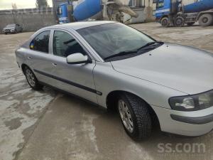 Вольво С60 2002 в Рига, объемом двигателя 2.40 л и пробегом 395 тыс. км за 1650 €, фото 10 на AUTOMOTO.COM.LV