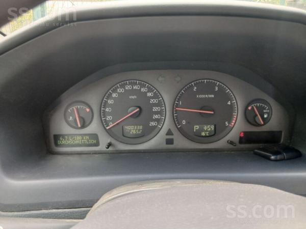 Вольво С60 2002 в Рига, объемом двигателя 2.40 л и пробегом 400 тыс. км за 1200 €, фото 5 на AUTOMOTO.COM.LV