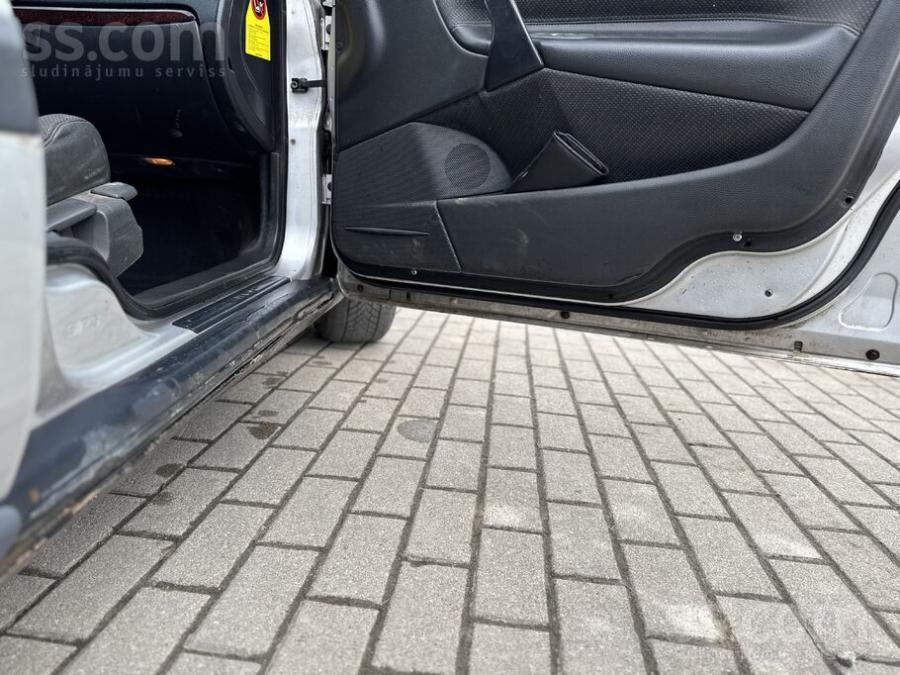Volvo S60 2002 Ogre, ar dzinēja tilpumu 2.40 L un nobraukumu 410 tūkst. km par 1500 €, foto 12 vietnē AUTOMOTO.COM.LV