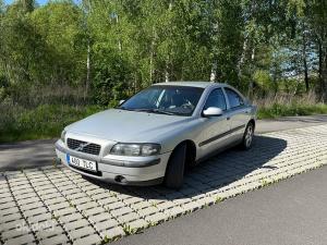 Вольво С60 2002 в Таллин, объемом двигателя 0.12 л и пробегом 292 тыс. км за 1800 €, фото 3 на AUTOMOTO.COM.LV