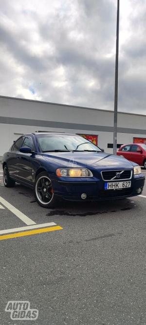 Volvo S60 2002 in Vilnius, with an engine capacity of 2.50 L and mileage of 500 thousand km for 1200 €, photo  on AUTOMOTO.COM.LV