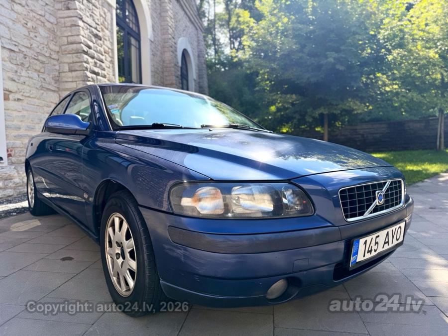 Volvo S60 2002 Tallina, ar dzinēja tilpumu 2.40 L un nobraukumu 333 tūkst. km par 1299 €, foto 3 vietnē AUTOMOTO.COM.LV