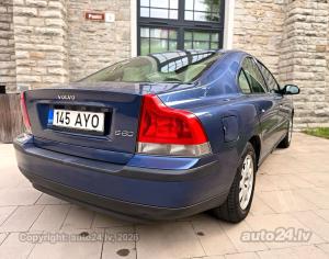 Volvo S60 2002 Tallina, ar dzinēja tilpumu 2.40 L un nobraukumu 333 tūkst. km par 1299 €, foto 4 vietnē AUTOMOTO.COM.LV