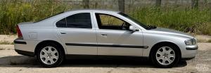 Volvo S60 2002 in Kaunas, with an engine capacity of 2.40 L and mileage of 440 thousand km for 1000 €, photo 9 on AUTOMOTO.COM.LV