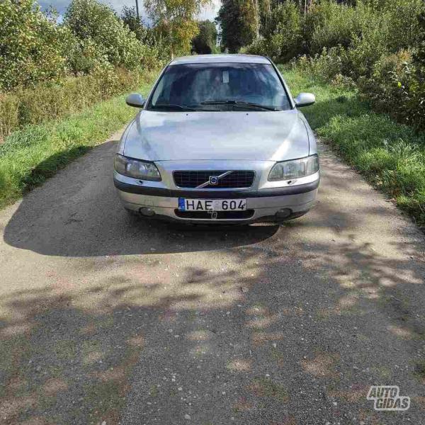 Вольво С60 2002 в Гаргждай, объемом двигателя 2.40 л и пробегом 384 тыс. км за 800 €, фото 5 на AUTOMOTO.COM.LV