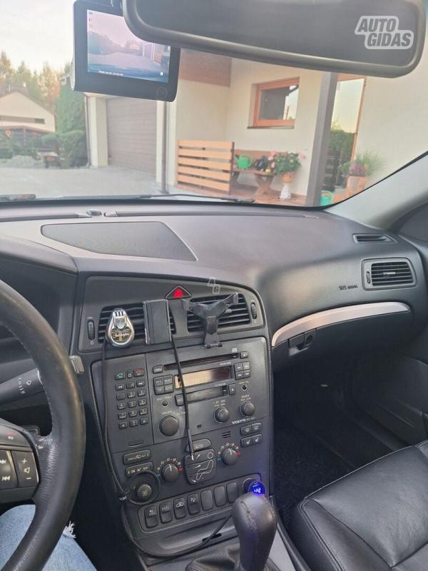 Volvo S60 2002 Viļņa, ar dzinēja tilpumu 2.40 L un nobraukumu 446 tūkst. km par 1200 €, foto 6 vietnē AUTOMOTO.COM.LV
