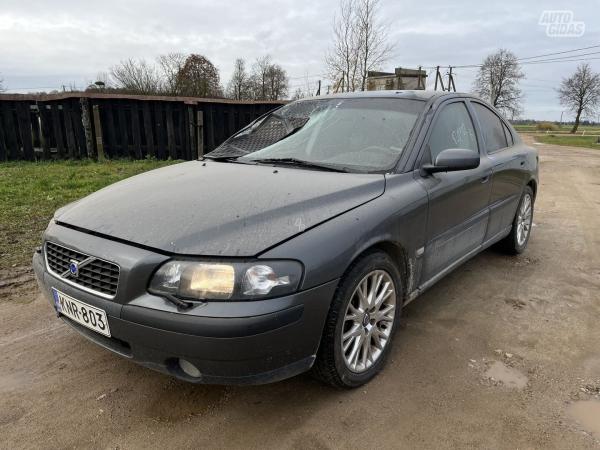 Volvo S60 2002 Ariogala vietnÄ Volvo S60 2002 Ariogala, ar dzinÄja tilpumu 2.50 L un nobraukumu 280 tÅ«kst. km par 830 ā¬, foto 3 vietnÄ AUTOMOTO.COM.LV