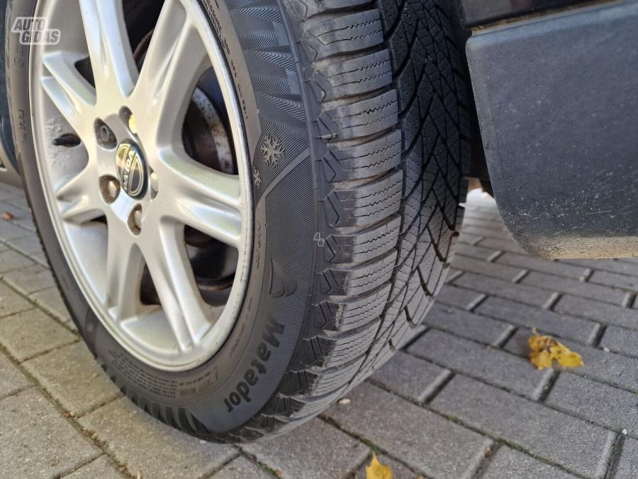 Volvo S60 2002 Ukmergė, ar dzinēja tilpumu 2.40 L un nobraukumu 339 tūkst. km par 1250 €, foto 6 vietnē AUTOMOTO.COM.LV