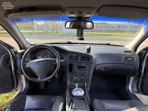 Volvo S60 2002 in Siauliai, with an engine capacity of 2.40 L and mileage of 404 thousand km for 650 €, photo 10 on AUTOMOTO.COM.LV