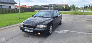 Volvo S60 2003 Kelmė, ar dzinēja tilpumu 2.40 L un nobraukumu 300 tūkst. km par 650 €, foto 4 vietnē AUTOMOTO.COM.LV