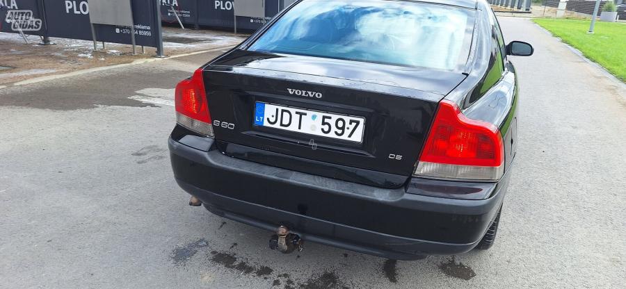Volvo S60 2003 Kelmė, ar dzinēja tilpumu 2.40 L un nobraukumu 300 tūkst. km par 650 €, foto 6 vietnē AUTOMOTO.COM.LV