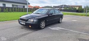 Volvo S60 2003 Kelmė, ar dzinēja tilpumu 2.40 L un nobraukumu 300 tūkst. km par 650 €, foto 8 vietnē AUTOMOTO.COM.LV