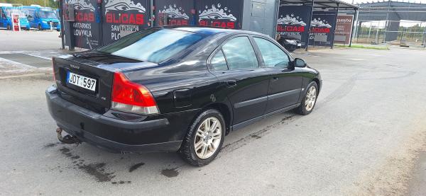 Volvo S60 2003 Kelmė, ar dzinēja tilpumu 2.40 L un nobraukumu 300 tūkst. km par 650 €, foto 8 vietnē AUTOMOTO.COM.LV