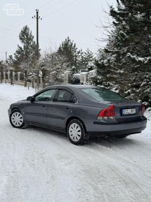 Вольво С60 2003 в Шальчининкай, объемом двигателя 2.40 л и пробегом 410 тыс. км за 1250 €, фото 5 на AUTOMOTO.COM.LV