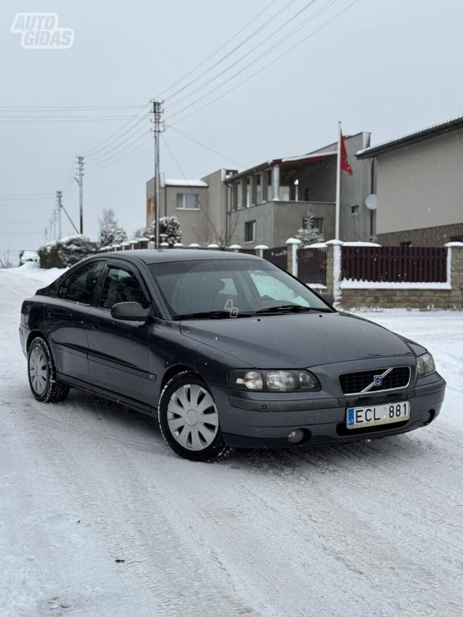 Вольво С60 2003 в Шальчининкай, объемом двигателя 2.40 л и пробегом 410 тыс. км за 1250 €, фото 13 на AUTOMOTO.COM.LV