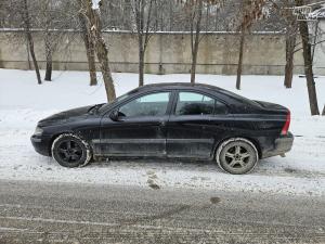 Volvo S60 2003 in Prienai, with an engine capacity of 2.40 L and mileage of 342 thousand km for 499 €, photo 8 on AUTOMOTO.COM.LV