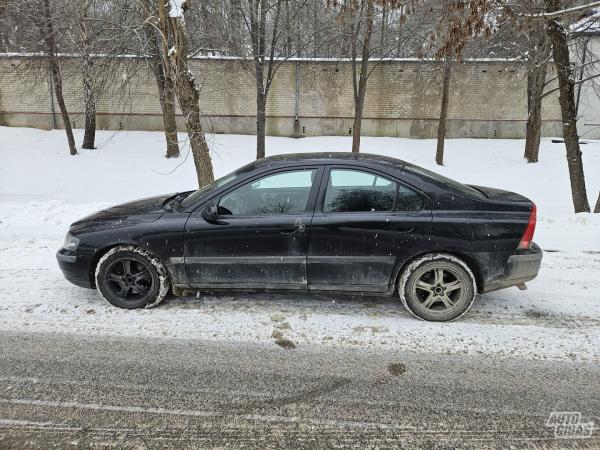 Вольво С60 2003 в Пренай, объемом двигателя 2.40 л и пробегом 312 тыс. км за 500 €, фото 5 на AUTOMOTO.COM.LV