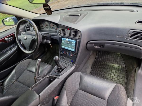 Volvo S60 2003 Viļņa, ar dzinēja tilpumu 2.40 L un nobraukumu 408 tūkst. km par 1399 €, foto 9 vietnē AUTOMOTO.COM.LV