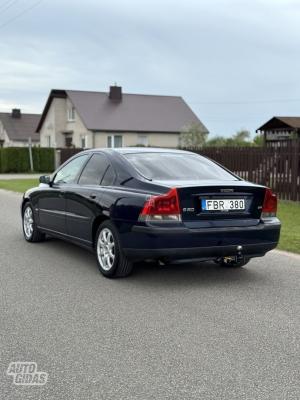 Volvo S60 2003 in Salcininkai, with an engine capacity of 2.40 L and mileage of 325 thousand km for 1350 €, photo 7 on AUTOMOTO.COM.LV