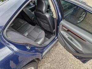 Volvo S60 2003 in Vilnius, with an engine capacity of 2.40 L and mileage of 408 thousand km for 1399 €, photo 9 on AUTOMOTO.COM.LV