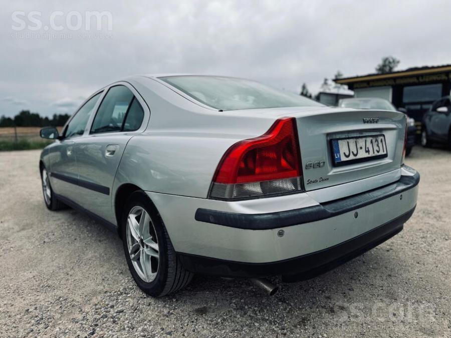 Volvo S60 2003 Cēsis, ar dzinēja tilpumu 2.40 L un nobraukumu 0 tūkst. km par 590 €, foto 9 vietnē AUTOMOTO.COM.LV
