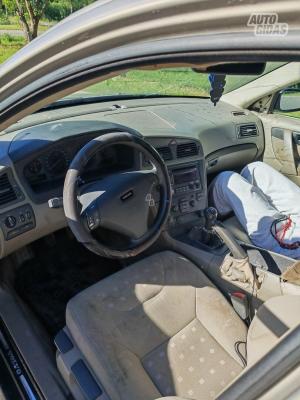 Volvo S60 2003 Radviliškis, ar dzinēja tilpumu 2.40 L un nobraukumu 380 tūkst. km par 480 €, foto 6 vietnē AUTOMOTO.COM.LV