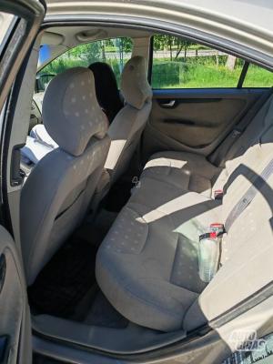 Volvo S60 2003 Radviliškis, ar dzinēja tilpumu 2.40 L un nobraukumu 380 tūkst. km par 480 €, foto 7 vietnē AUTOMOTO.COM.LV