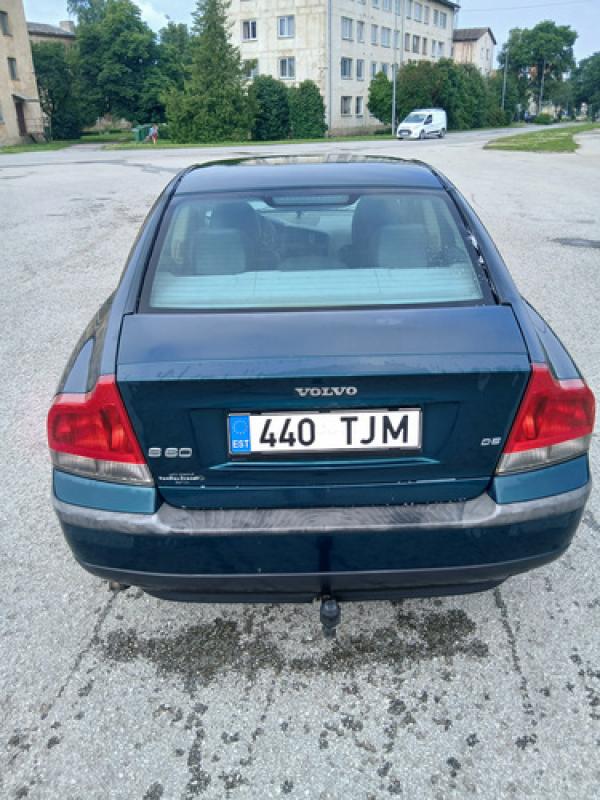 Volvo S60 2003 in Kohtla-Jarve, with an engine capacity of 2.40 L and mileage of 419 thousand km for 1100 €, photo 2 on AUTOMOTO.COM.LV
