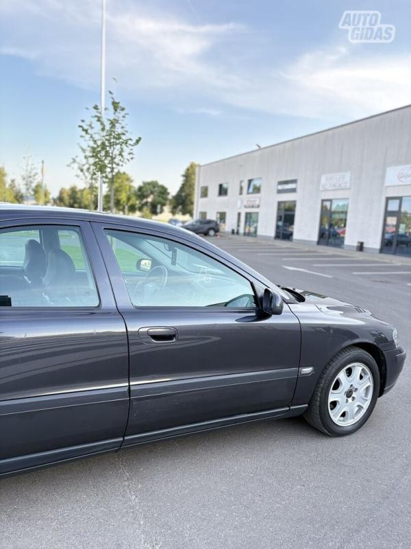 Volvo S60 2003 in Kaunas, with an engine capacity of 2.40 L and mileage of 280 thousand km for 1500 €, photo 7 on AUTOMOTO.COM.LV
