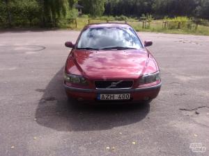Вольво С60 2003 в Игналина, объемом двигателя 2.40 л и пробегом 337 тыс. км за 1090 €, фото 4 на AUTOMOTO.COM.LV