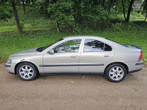 Volvo S60 2003 Viļņa, ar dzinēja tilpumu 2.40 L un nobraukumu 414 tūkst. km par 1100 €, foto 3 vietnē AUTOMOTO.COM.LV