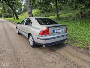 Volvo S60 2003 Viļņa, ar dzinēja tilpumu 2.40 L un nobraukumu 414 tūkst. km par 1100 €, foto 4 vietnē AUTOMOTO.COM.LV