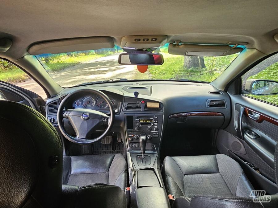 Volvo S60 2003 Viļņa, ar dzinēja tilpumu 2.40 L un nobraukumu 414 tūkst. km par 1100 €, foto 11 vietnē AUTOMOTO.COM.LV