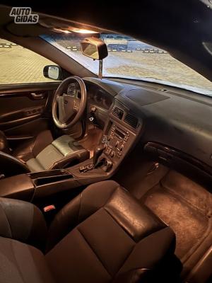 Volvo S60 2003 in Kaunas, with an engine capacity of 2.40 L and mileage of 263 thousand km for 1500 €, photo 7 on AUTOMOTO.COM.LV