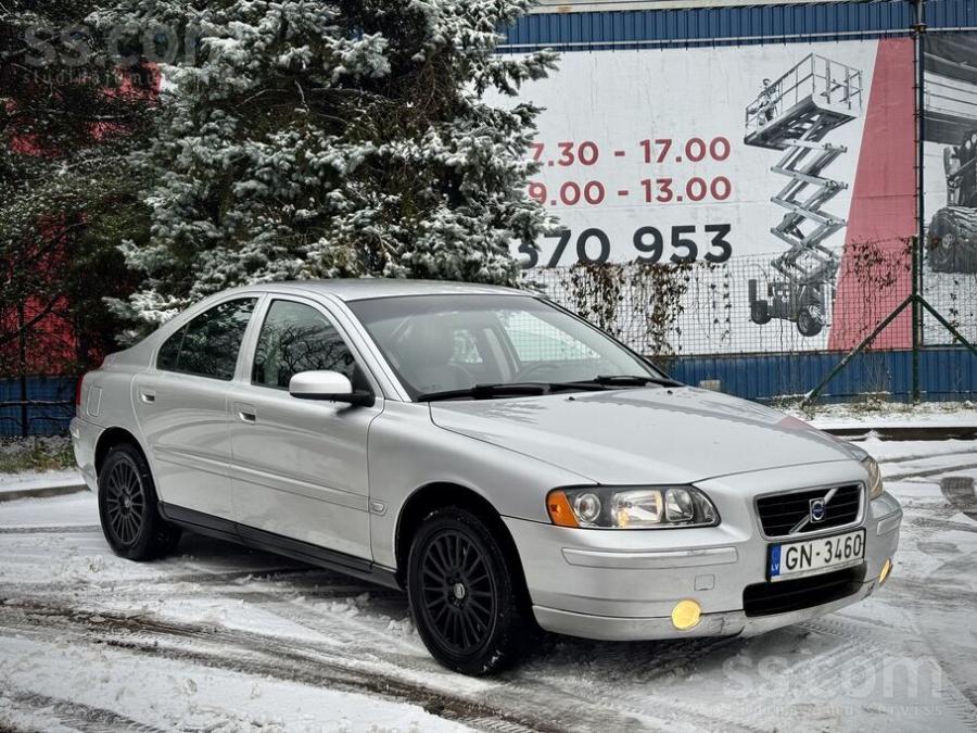 Volvo S60 2004 in Riga, with an engine capacity of 2.40 L and mileage of 0 thousand km for 2200 €, photo 2 on AUTOMOTO.COM.LV