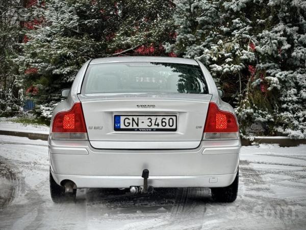 Volvo S60 2004 in Riga, with an engine capacity of 2.40 L and mileage of 0 thousand km for 2200 €, photo 7 on AUTOMOTO.COM.LV