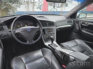 Volvo S60 2004 in Riga, with an engine capacity of 2.40 L and mileage of 0 thousand km for 2200 €, photo 9 on AUTOMOTO.COM.LV